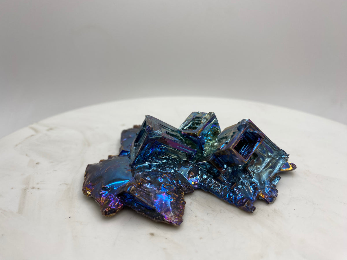 Large Bismuth Crystal – Waterjet Knives